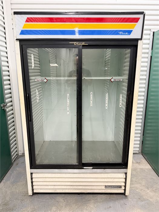 2ndsupply.com - True GDM-41-HC-LD 47 1/8" GDM Series Two Section Glass ...