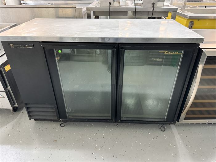2ndsupply.com - True TBB-2G-HC-LD 58 7/8" Bar Refrigerator - 2 Swinging ...